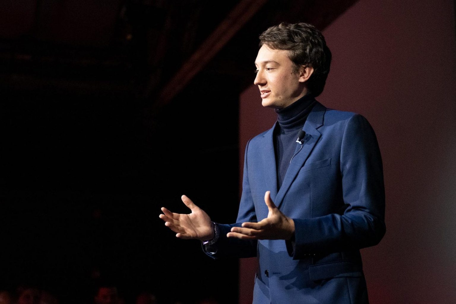 Frédéric Arnault prendra ses fonctions de PDG de TAG Heuer – Replique ...